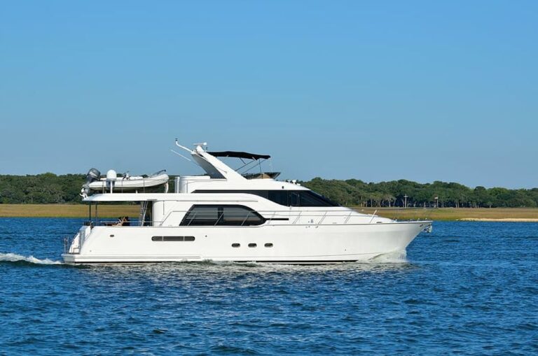 Living the Lavish Life: Exploring the World of Lifestyle and Luxury ...